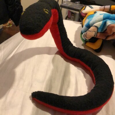 Good Omens Crowley Snake Form pequeño peluche articulado - Etsy España