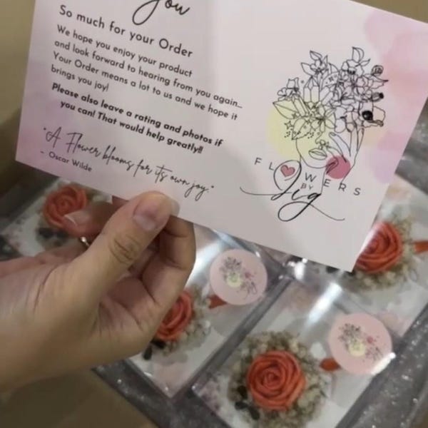 Glass Box Bouquet With Three Infinity Roses & Dried Flowers - Perfect ...