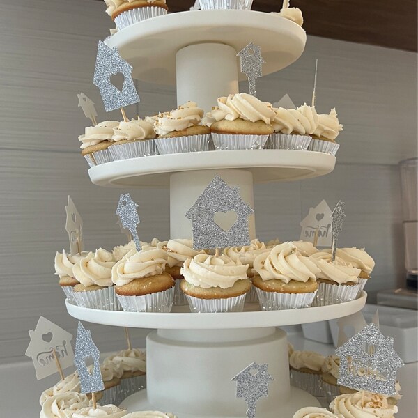 House Key With Heart SVG Cut Files | Lock Key Ornament PNG | Key ...