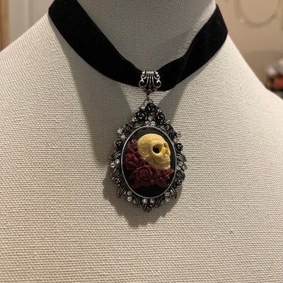 Vampire Cameo 5 Unset Cameos Vampire Bat Girl Lady Ivory on Hazy Dark ...