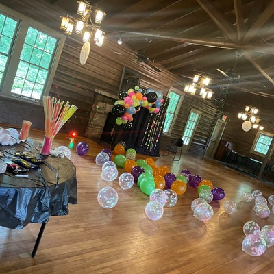 Neon Fluorescent Party Decor UV Blacklight Glowbanner Neon Party Decor ...