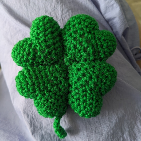 Crochet PATTERN Four Leaf Clover Amigurumi • PDF in English by Dutor - Etsy