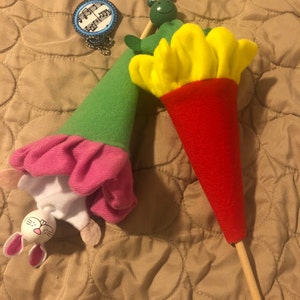 Old Lady Who Swallowed a Bell Puppets Made of Vinyl & Felt for | Etsy