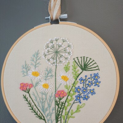 Creative Embroidery Flowers and Herbs Pattern 5, Needlepoint Floral ...