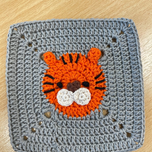 Crochet Tiger Square Pattern // Tiger Granny Square Motif // Crochet ...