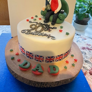 Edible Tractor Ted Cake Topper personalised - Etsy
