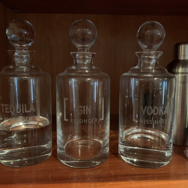 Personalized Engraved Whiskey Decanter - Custom Monogram 34oz Engraved ...