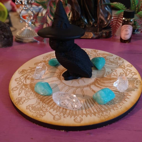 Ammonite Crystal Grid - Om Crystal Grid - Altar Decoration - Etsy