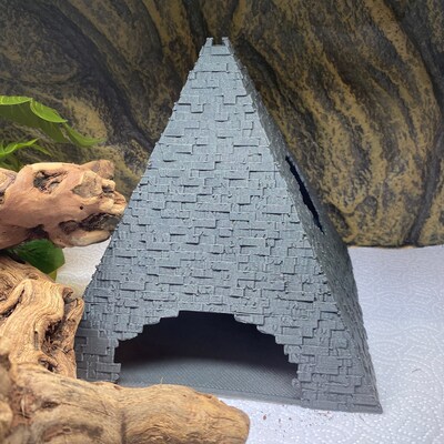 Stroodies Great Pyramid Hide for Leopard Geckos - Etsy