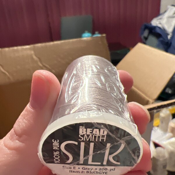 100% SILK Pearl String Thread Grey Size E 0.5 Oz Spool 200 Yards ...