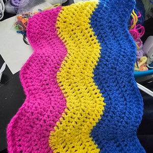 Crochet Pride Pattern Lgbtq Queer Lesbian Bisexual Flag Wall Hanging ...