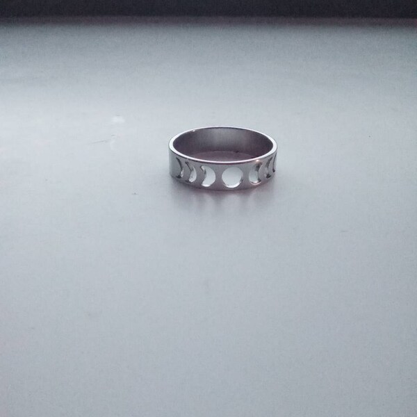 Stainless Steel Rounded Edge Ring, Timeless Band, Size 6-12 ...