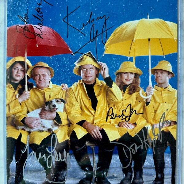 V CAST SIGNED Photos - Jane Chadwick, J. Badler M. Singer, F. Grant ...