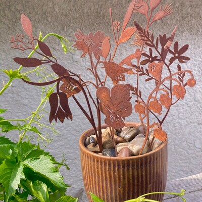 Rusted Metal Flower and Plant Bouquet for Garden Decor Rustic Metal Art ...