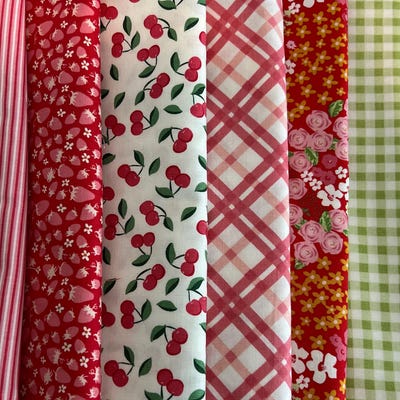 SALE Peppermint Pines Quilt PATTERN P189 by Erica Made Riley Blake ...