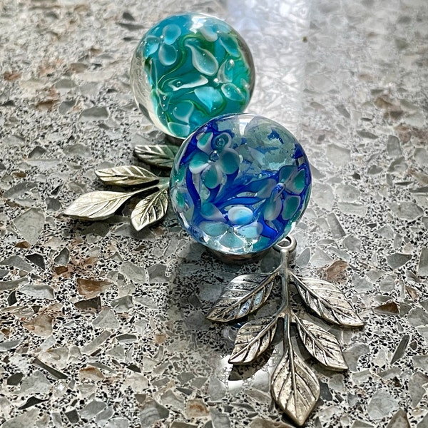 Aster - 22mm Handmade Art Glass Glow in the Dark Marble W Stand Light ...