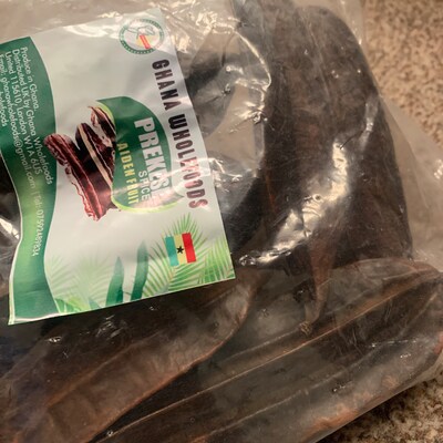 African Handmade Clay Earthenware Bowl/ Apotoyewa/asanka/wooden Grinder ...