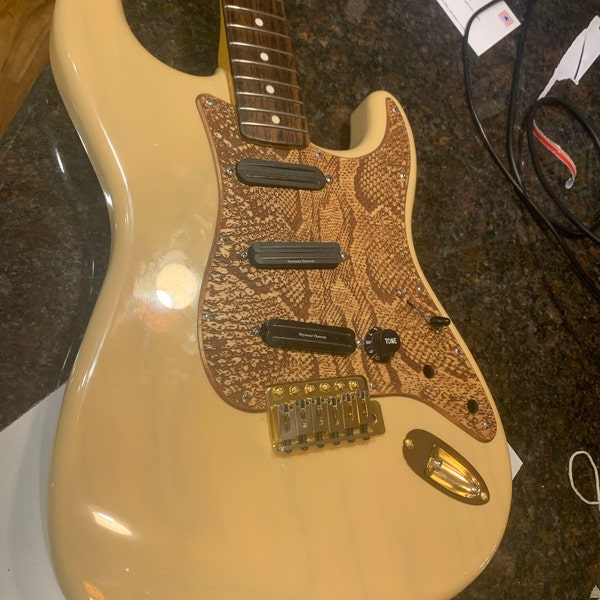 Custom White Psychedelic Textured Pickguard Fits Fender Telecaster USA ...