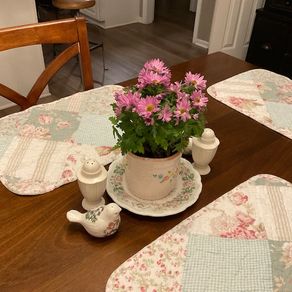 Vintage Farmhouse Patchwork Valance – 18x52 Inch 100% Cotton Floral ...