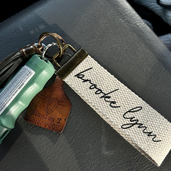 BULK CUSTOM KEYCHAIN, Church Gifts, Women's Conference, Men's ...