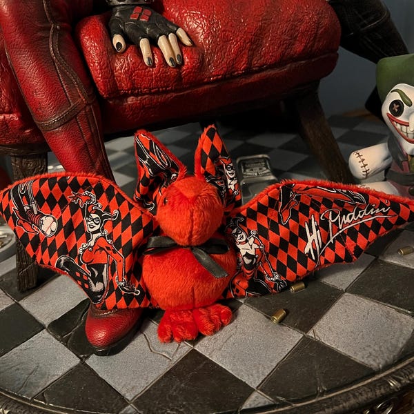 Harley Quinn, Harley Quinn Bat, Bat Plushie, Cuddle Buddly, Girl, Boy ...