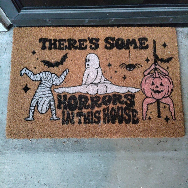 There's Some Horrors in This House Doormat, Funny Ghost Pumpkin Door ...