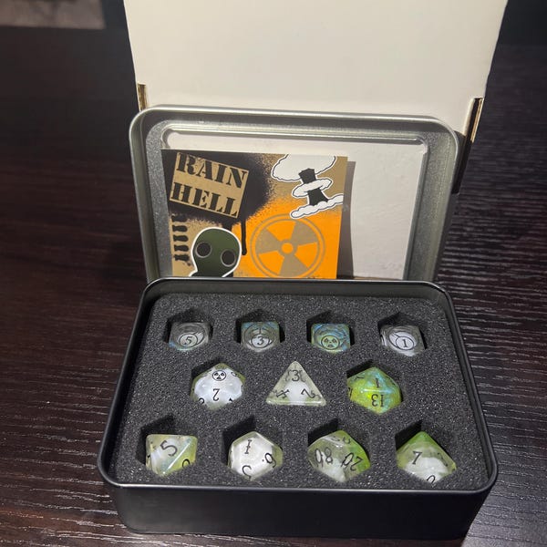 Nuclear Fallout Exclusive 11 Dice Set | Glow in the Dark Nuke Wasteland ...