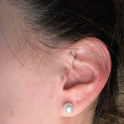 Titanium Conch Ring With One Side Swarovski Jewelled Cz Micro Barbell ...