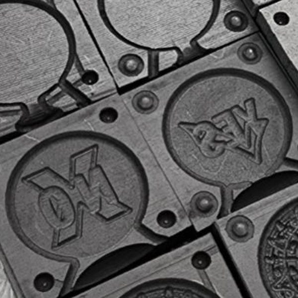 2X Custom 2 Sided COIN Logo Graphite Molds. - Etsy