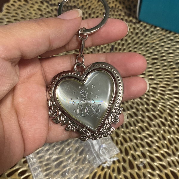 Personalized Spinning Quinceañera Keychain Favor (12 PCS) - Engraved ...