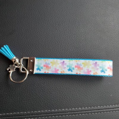Autism Key Fob Puzzle Key Fob Autism Keychain Puzzle Piece Wristlet ...