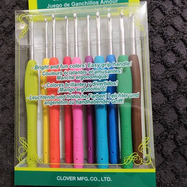 Clover Amour Crochet Hook Set 3672 - 10pc - Etsy