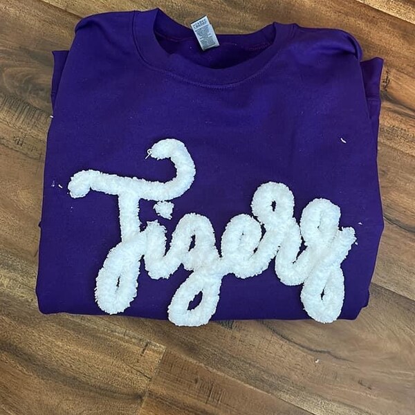 Tigers Chenille Yarn Applique Script Zigzag Machine Embroidery Design Three Sizes 6x10, 7x12 and ...