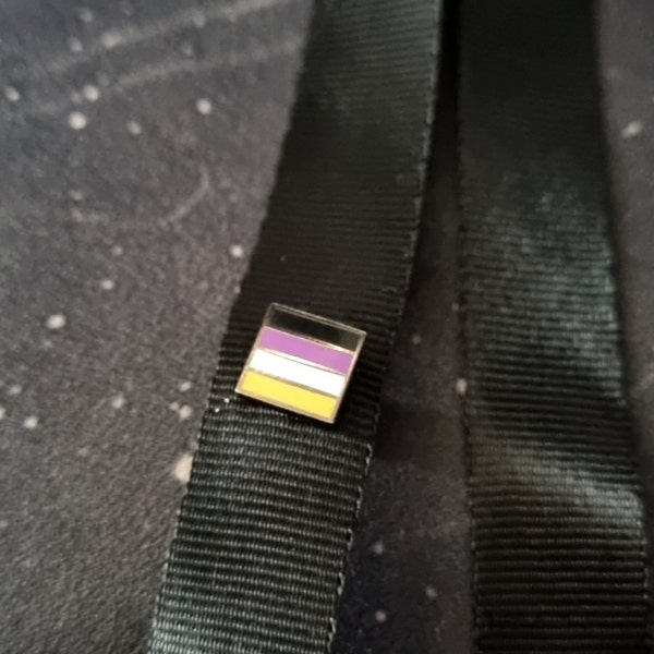 Mini Non-binary Flag Pin LGBT Pride Badge Stud Trans Transgender Enby ... Mini Non-binary Flag Pin LGBT Pride Badge Stud Trans Transgender Enby ...