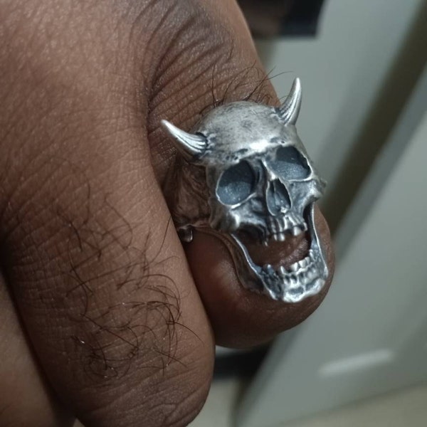 Devil Skull Mens Ring in Silver, Oxidized Extraordinary Demon Ring for ...