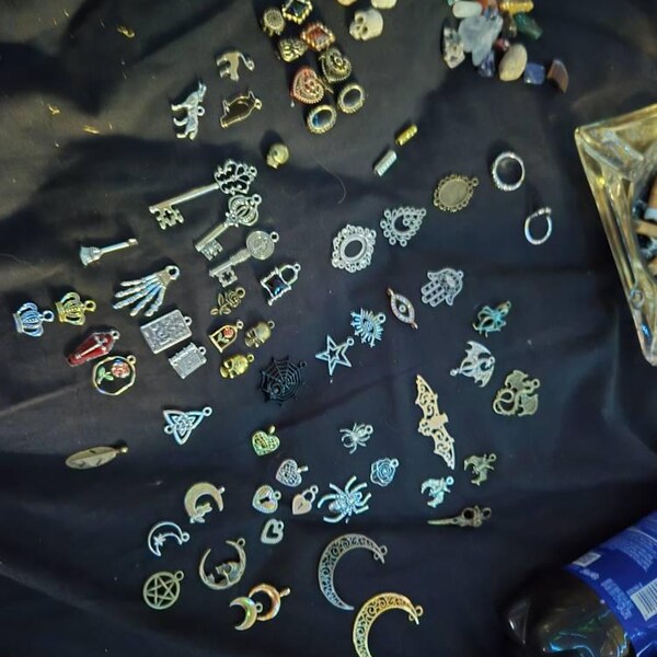 WITCHY MYSTERY Scoop-romantic Goth, Crowcore Grab Bag-trinkets, Beads ...