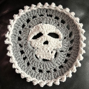 Crochet Pattern Mr Bones Skull Coaster Digital PDF - Etsy