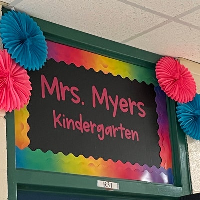 Customizable Clasroom Line up Spots, Learning Colors, Mouse Head Spots ...