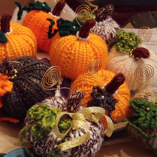 Loom Knitting PATTERN Pumpkin With Step by Step Video Tutorial | Card ...