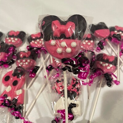 Minnie Mouse Assortment Oreos Pops, Graham Crackers and Chocolate ...