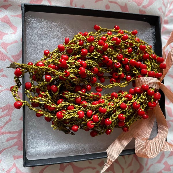 Goddess of the Grotto Neck Mural Necklace - Etsy