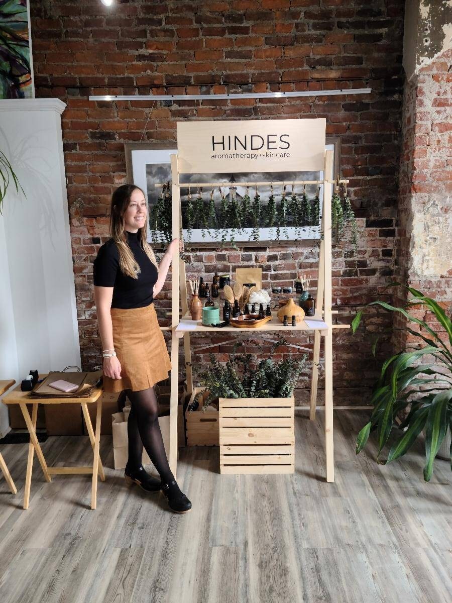 Vendor display stand VC-01-NT with front panel and sun canopy options ...