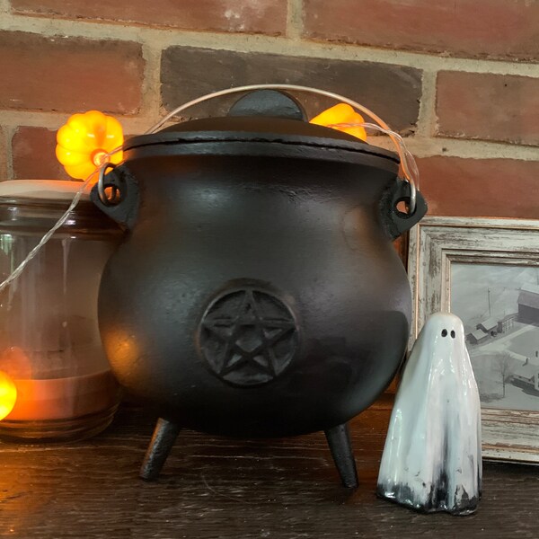 Large Black Cauldron Black Cast Iron Cauldron Witchy Decor Ritual ...