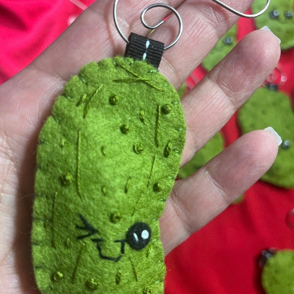 All Natural Wool Felt Ornament - Pickle - Weihnachtsgurke - Etsy