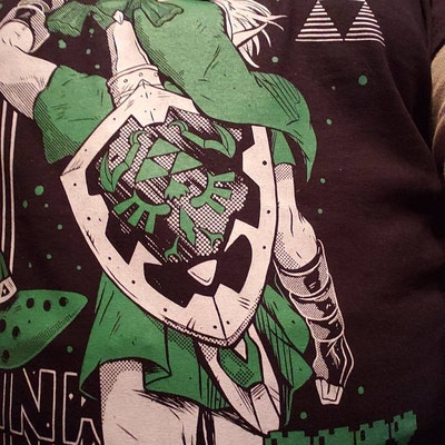 Legend of Zelda Link Shirt Zelda Shirt Zelda Gift Triforce Tshirt ...