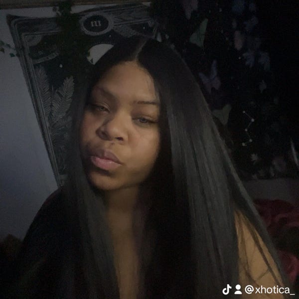 Nala Tik Tok Miley No Bang Natural Lace Front Wig Natural Warm Blonde ...