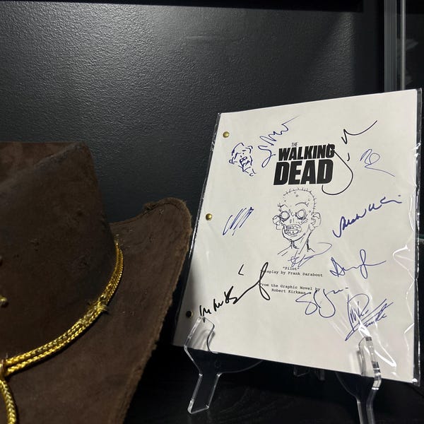 Futurama TV Script Signed Autograph Screenplay Matt Groening, David ...