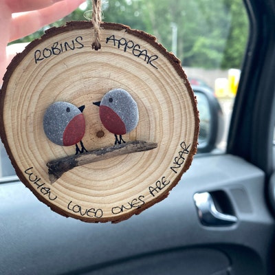 Robin Pebble Art Hanging Decoration Christmas Decoration Robins Appear ...