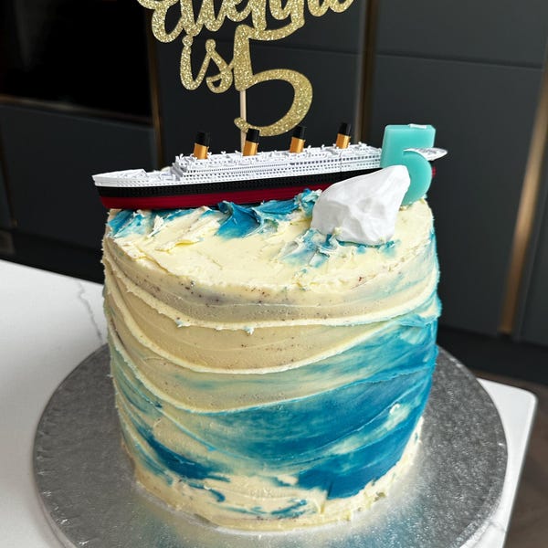 Split in Half Titanic Toy, Break in Half Titanic Bath Toy, Titanic Toy ...