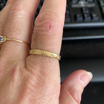 Gold Ring / 14k Gold 3MM Ribbed Ring / Stackable Band Ring / Women's ...